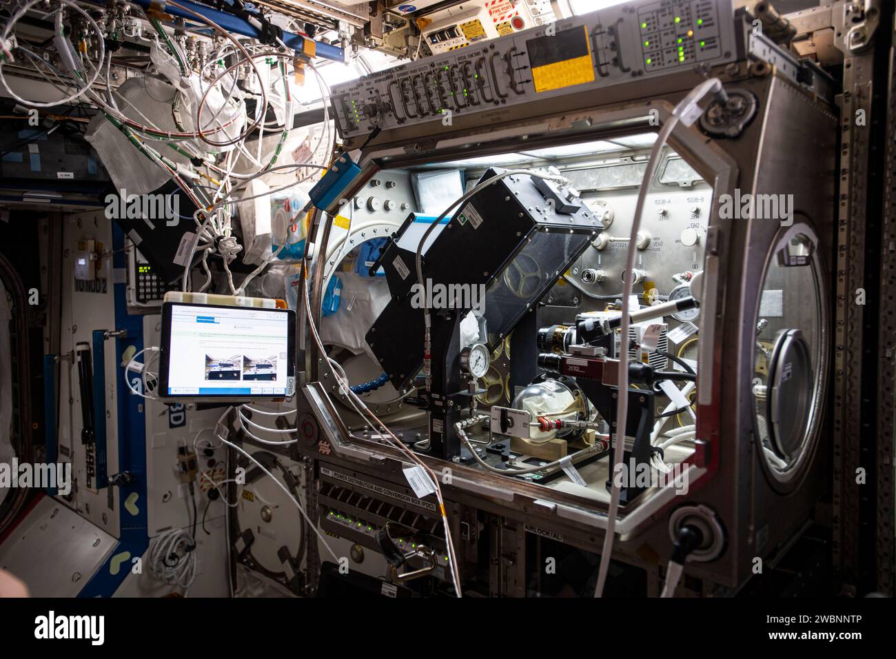 Droplet formation study hi-res stock photography and images - Alamy