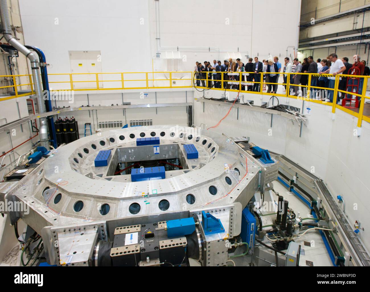 International Space University members visited NASA Glenn Research ...