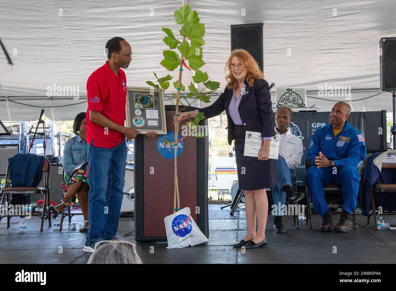 "Moon Tree" American Sycamore tree presented to Langley Center Director ...