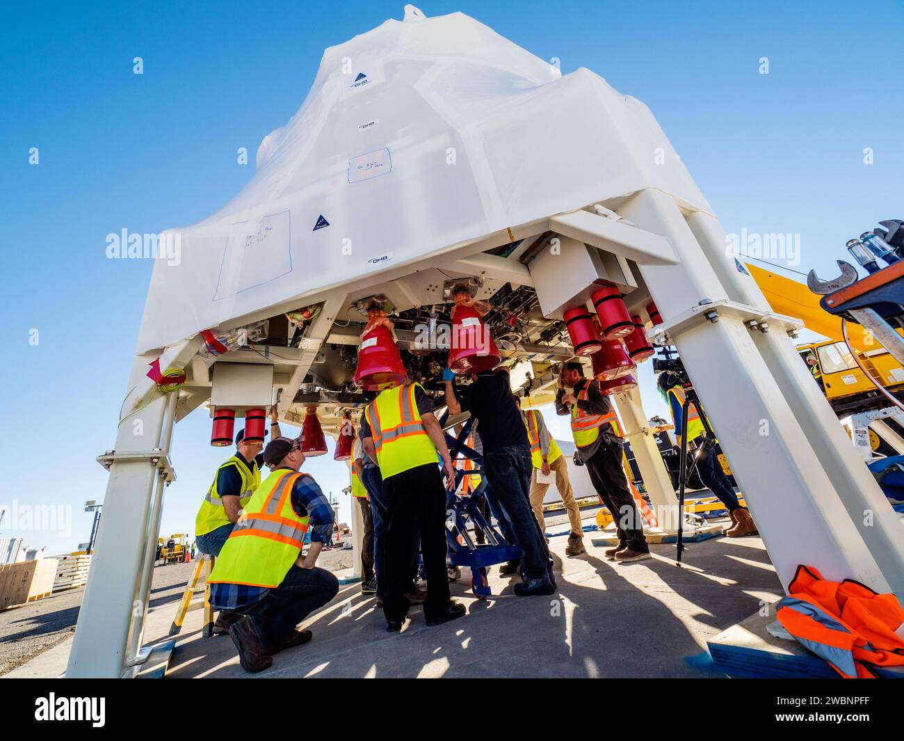 On Feb. 21, 2017 engineers successfully install ESA’s European Service ...