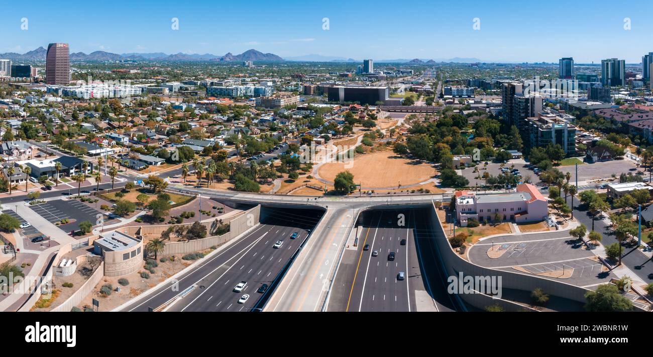 Phoenix highway aerial traffic hi-res stock photography and images - Alamy