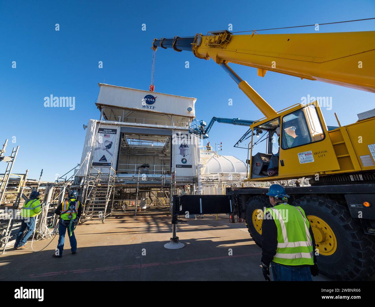 On Feb. 21, 2017 engineers successfully install ESA’s European Service ...