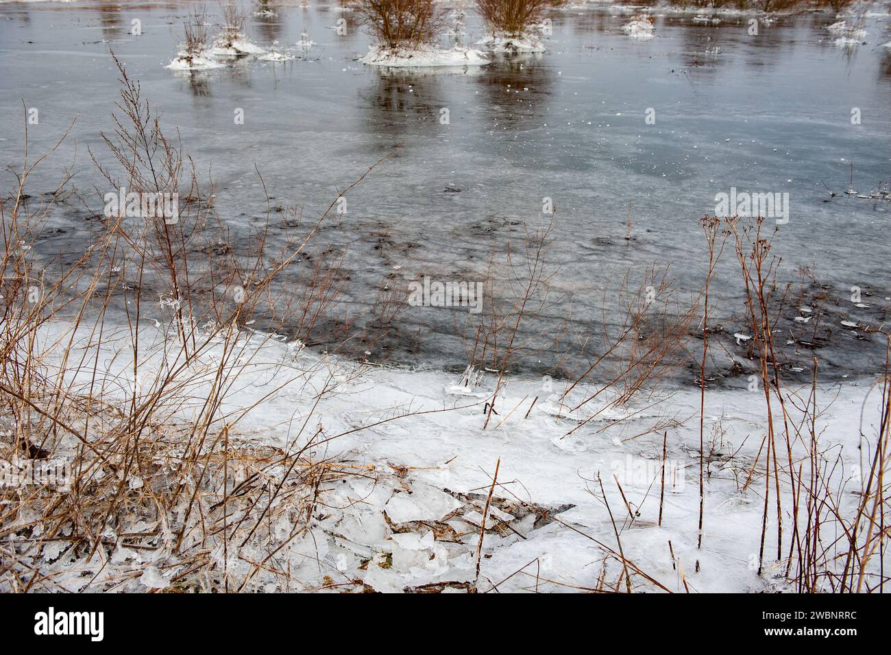 Frozen ana hi-res stock photography and images - Alamy