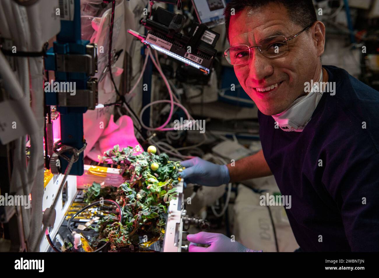 Fluid management system hi-res stock photography and images - Alamy