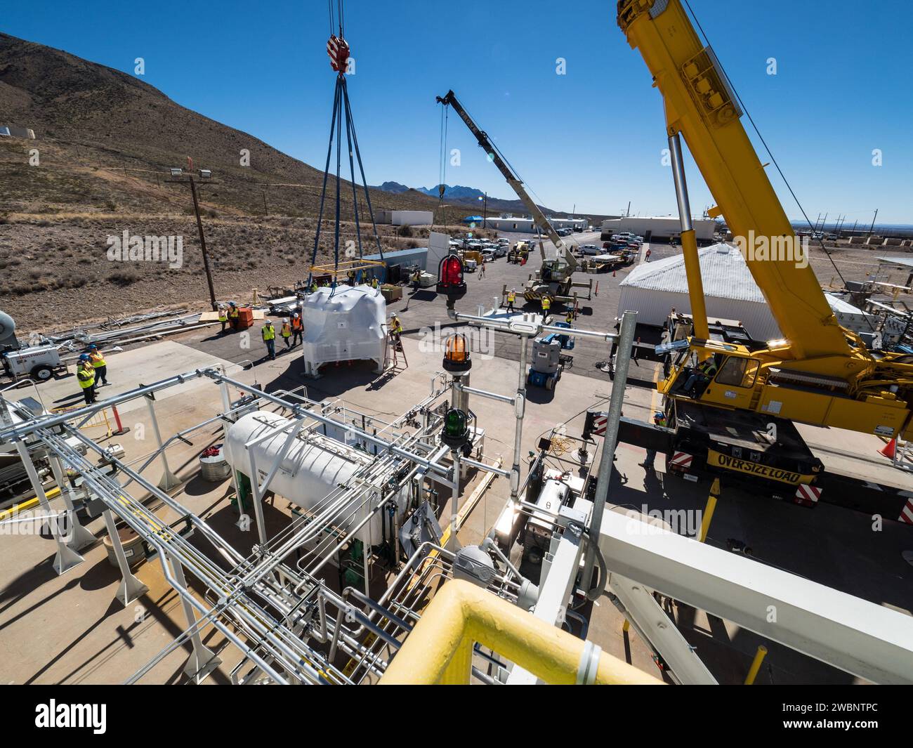 On Feb. 21, 2017 engineers successfully install ESA’s European Service ...