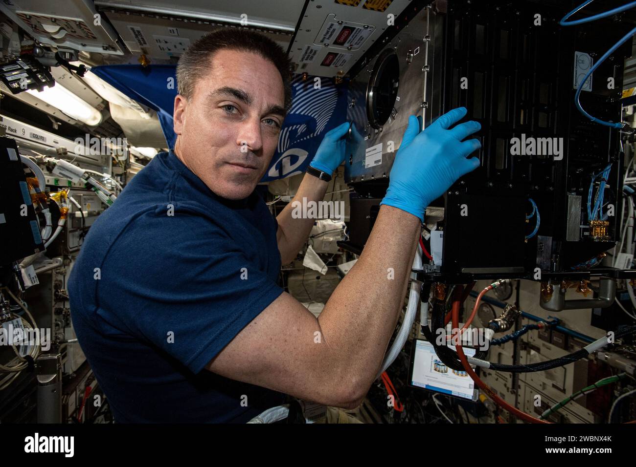 Soft matter dynamics experiment hi-res stock photography and images - Alamy