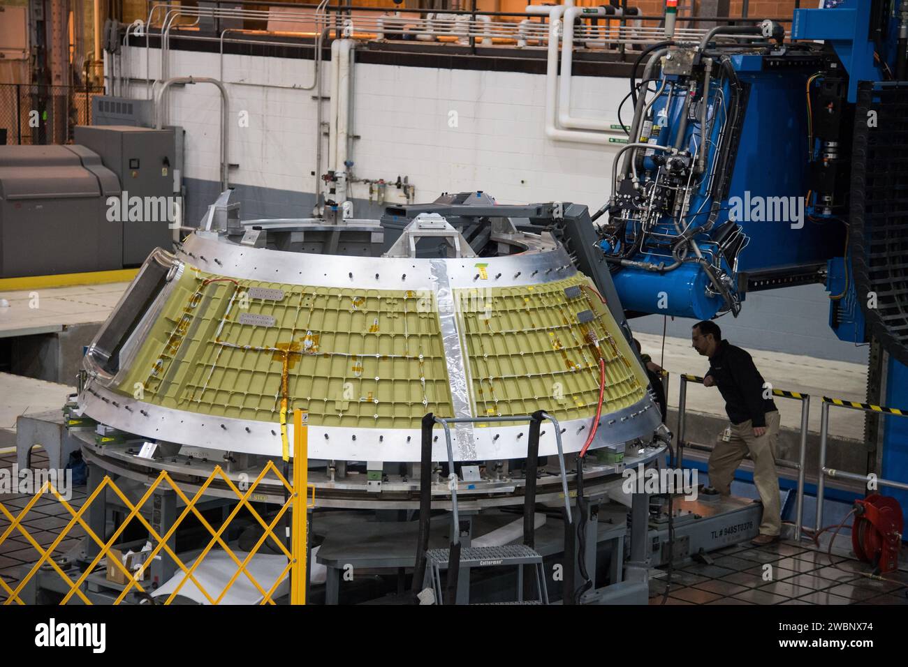 Lockheed Martin engineers at NASA's Michoud Assembly Facility in New ...