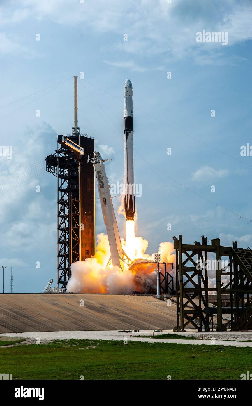 First space shuttle test crew hi-res stock photography and images - Alamy