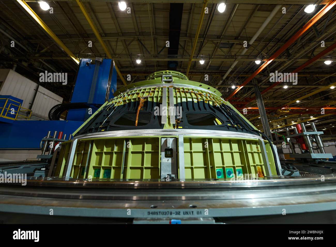 Lockheed Martin technicians finalized the Orion crew module pressure ...