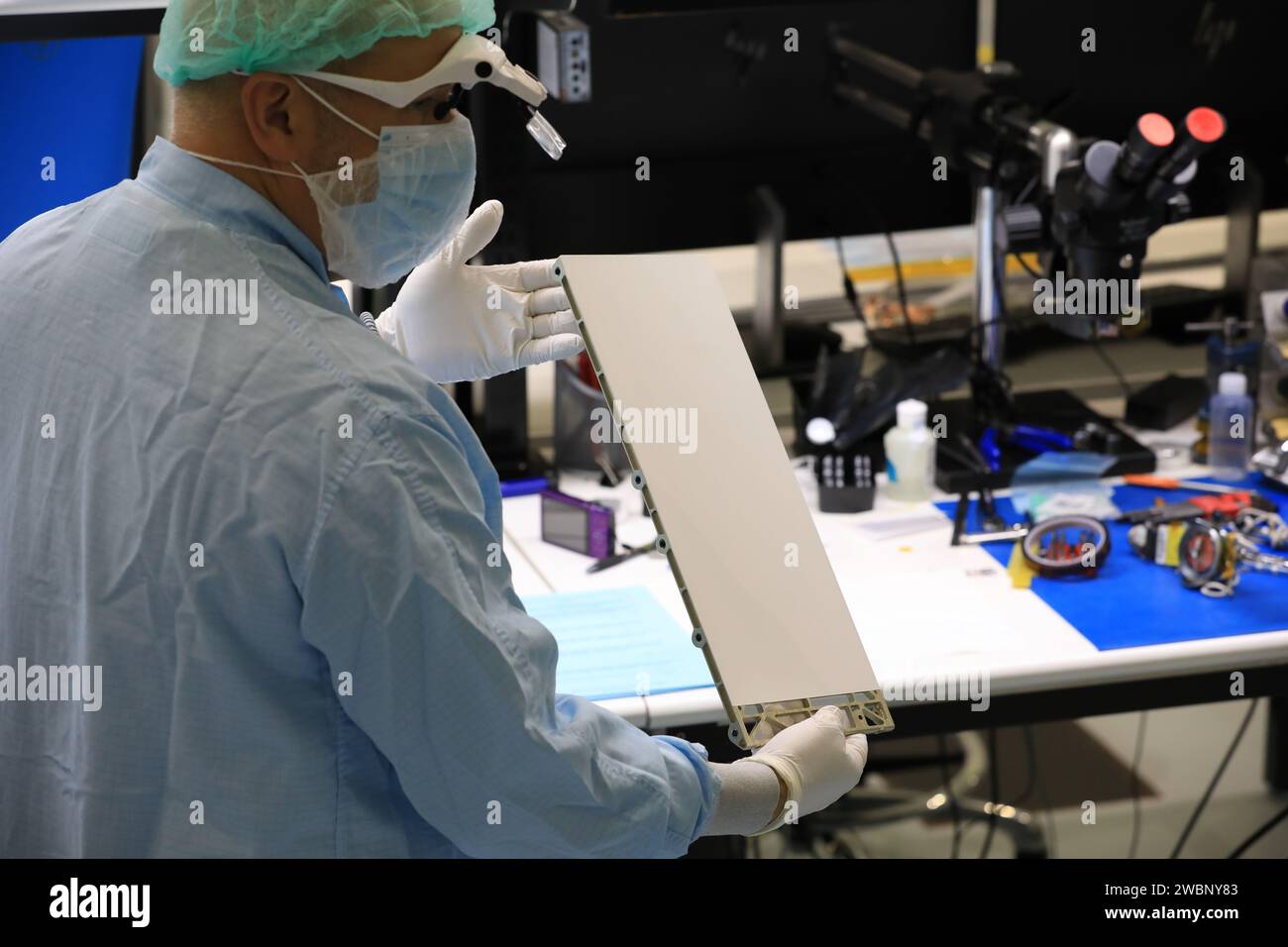 Engineers and technicians at NASA’s Kennedy Space Center in Florida ...