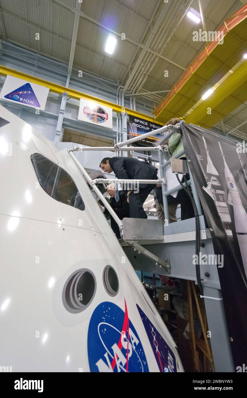 Ellen ochoa nasas hi-res stock photography and images - Alamy