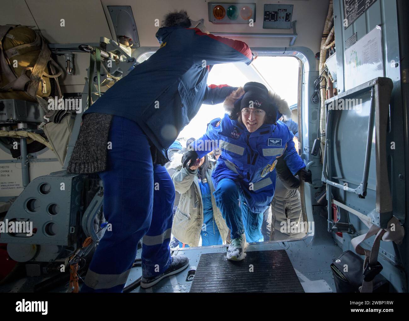 Helicopter logging hi-res stock photography and images - Alamy