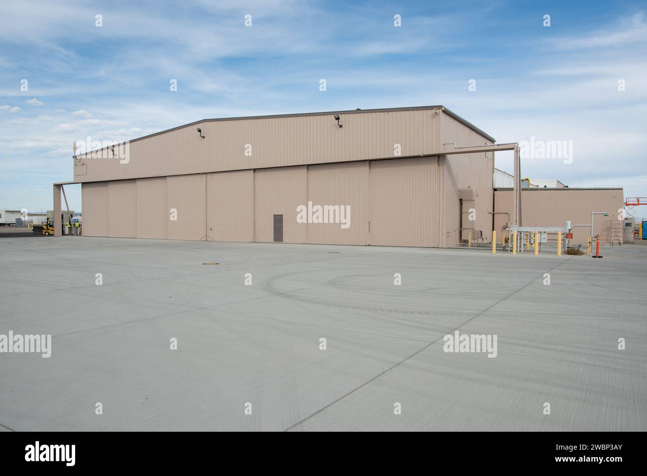 This is how Building 4826, the future home of the X-59 Quiet SuperSonic ...