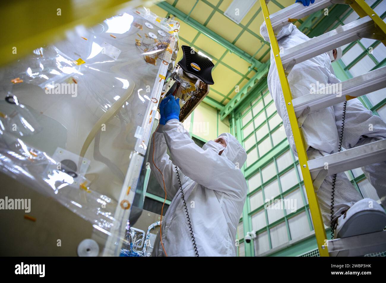 Technicians integrate the Hyper-Angular Rainbow Polarimeter #2 (HARP2 ...