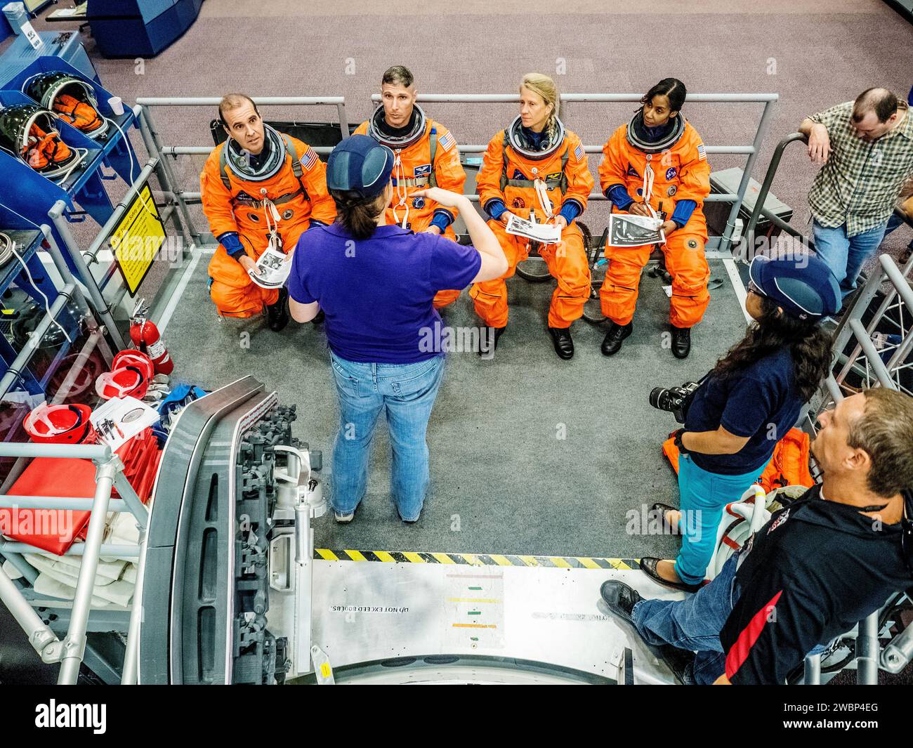 Astronauts orion crew module hatch hi-res stock photography and images ...