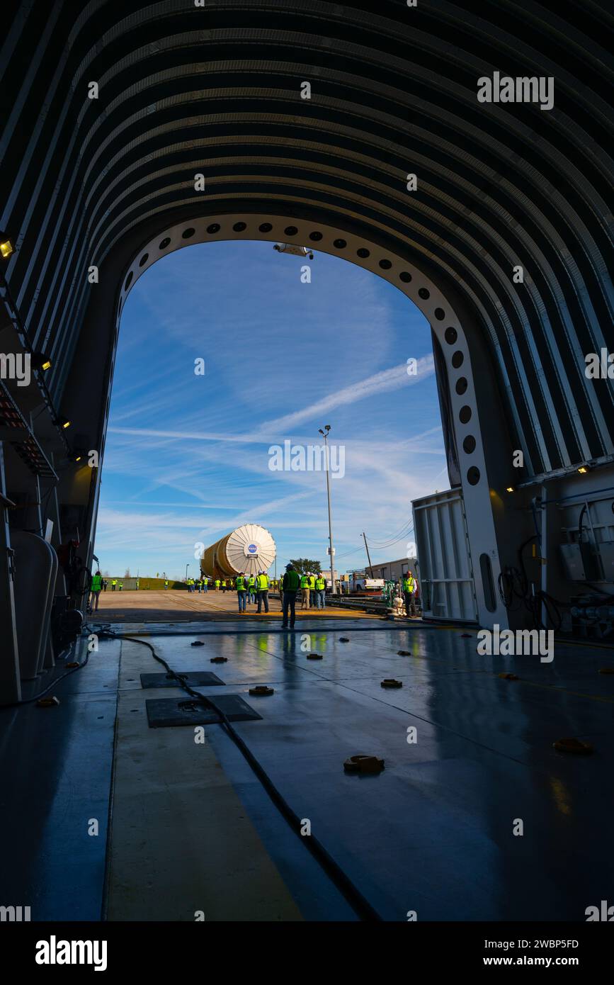 Teams transported the NASA SLS rocket core stage from Michoud Assembly ...