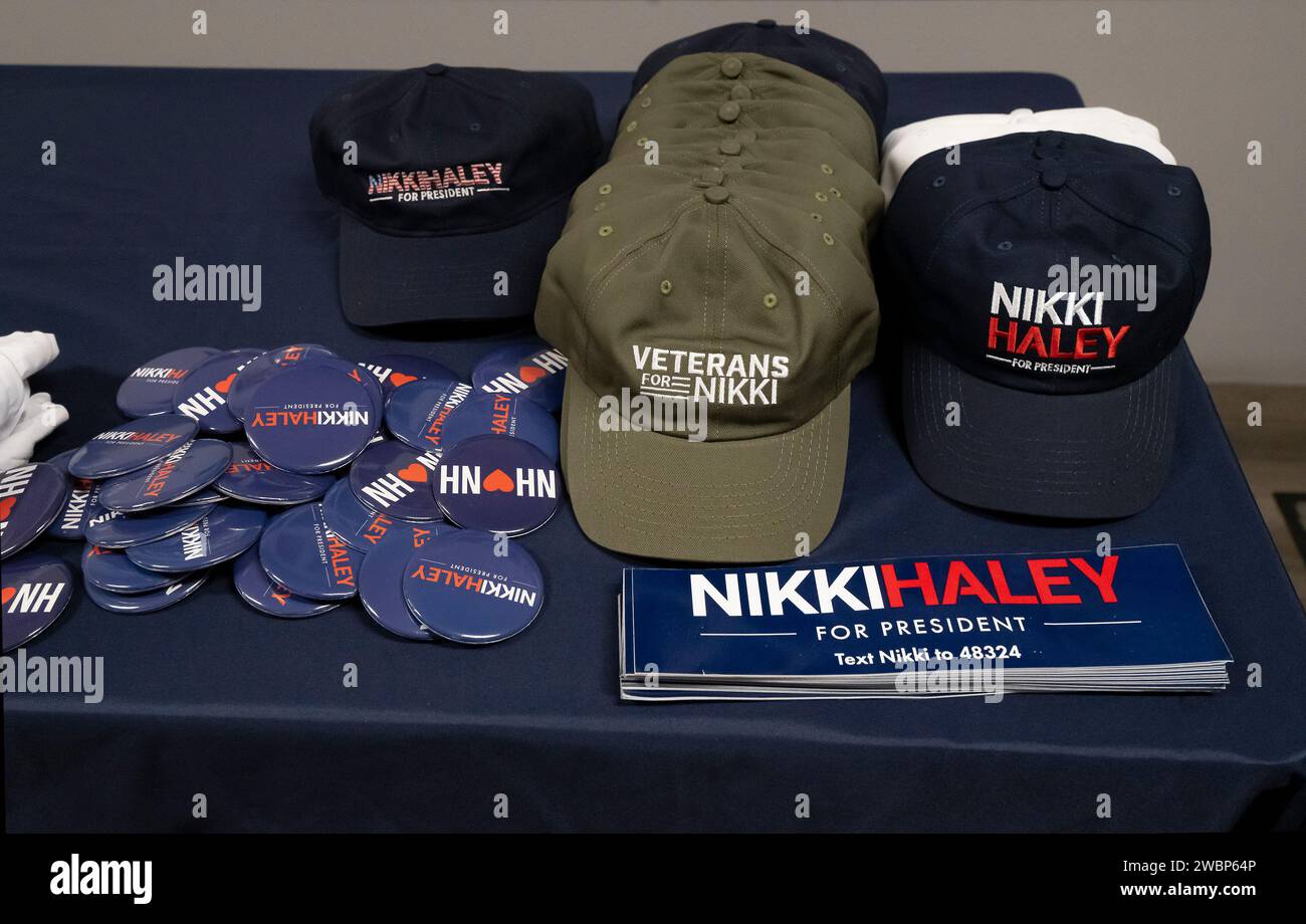 Campaign buttons hi-res stock photography and images - Alamy