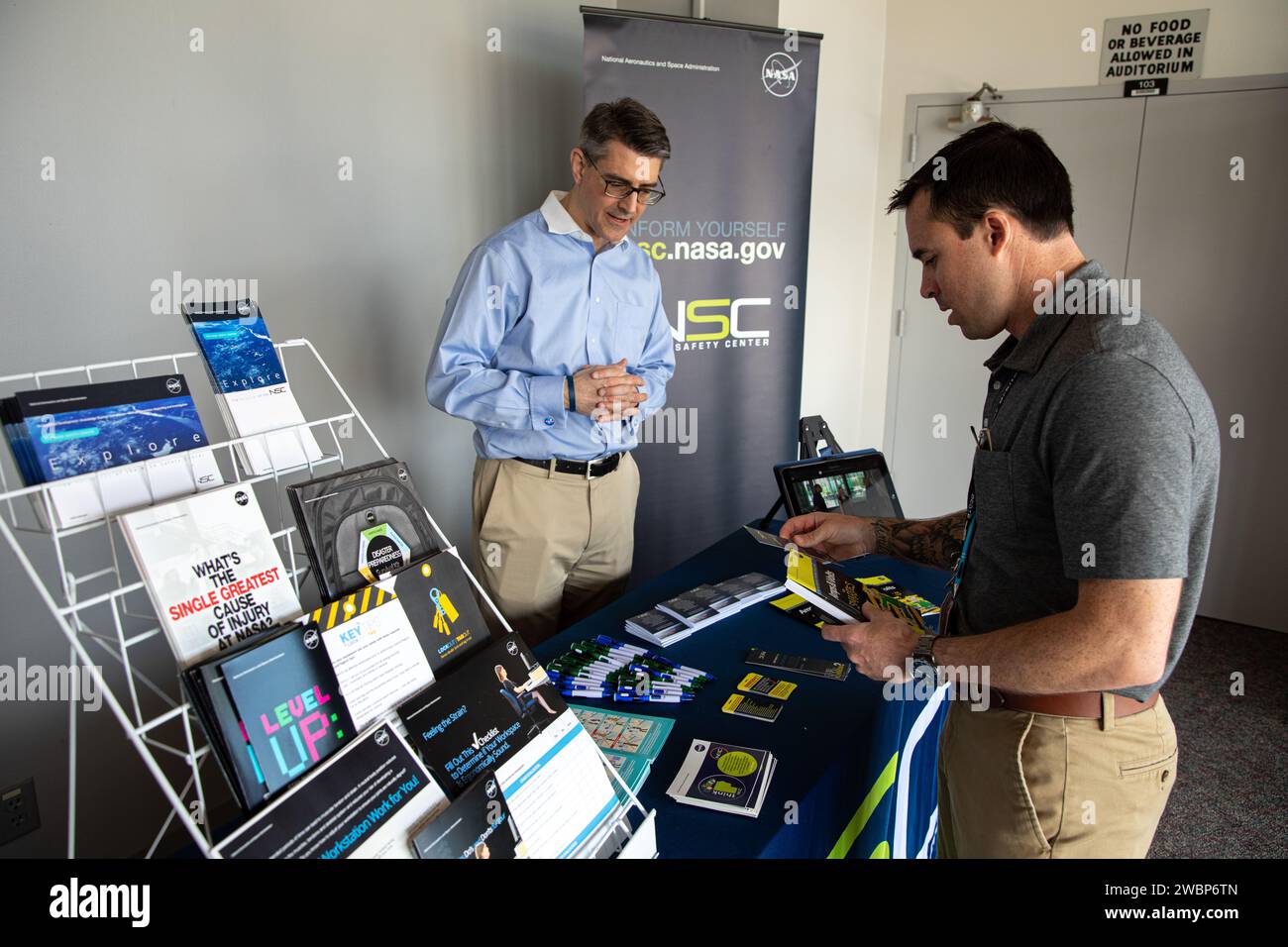 Nasa kennedy information center hi-res stock photography and images - Alamy