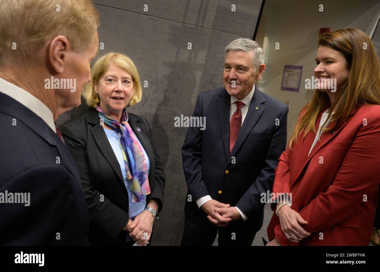 Left to right bob hall hi-res stock photography and images - Alamy