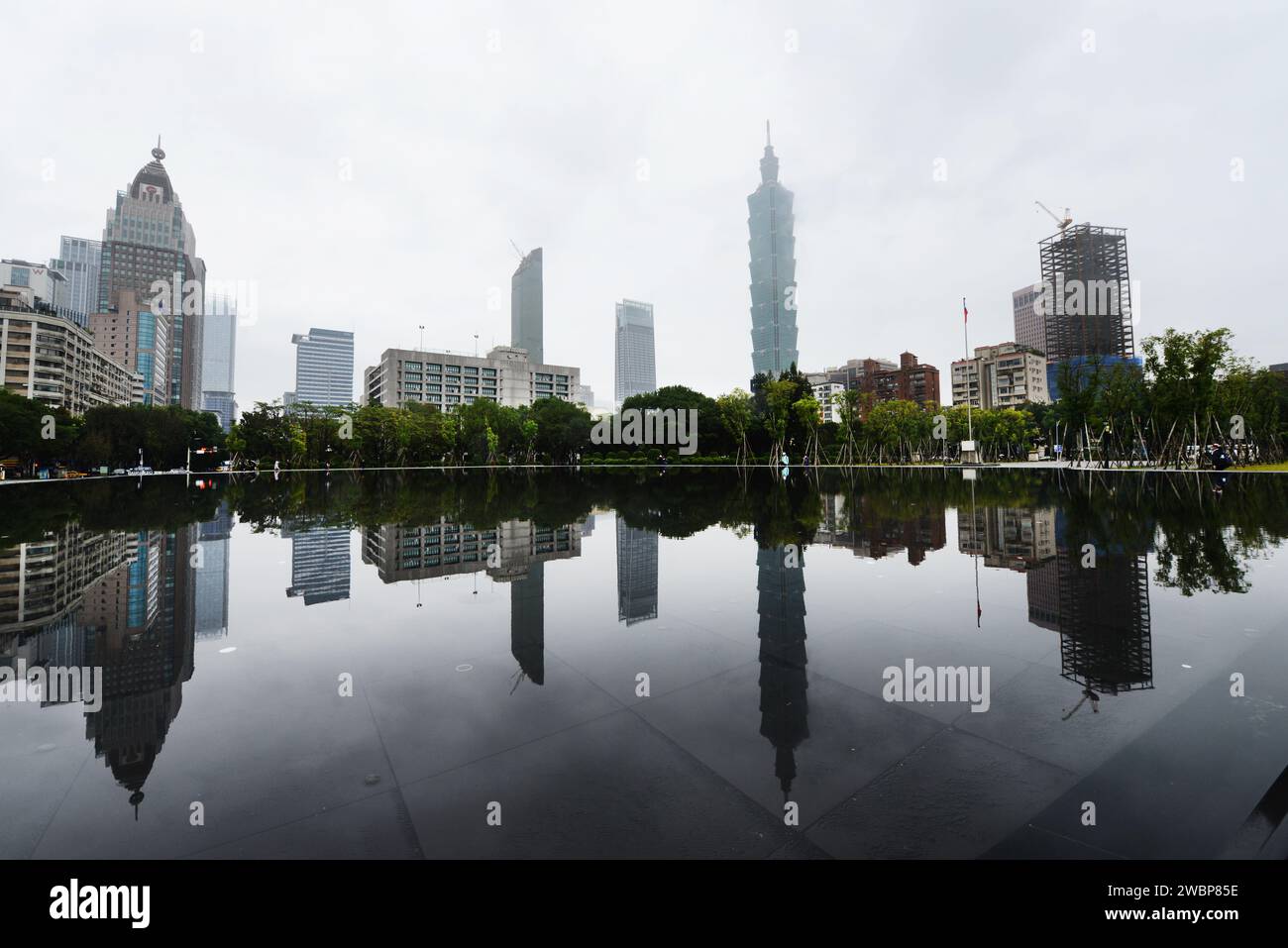 Modern skyline in Xinyi district, Taipei, Taiwan Stock Photo - Alamy