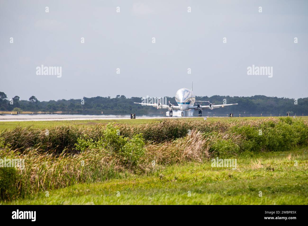 Nasa neil armstrong operations and checkout facility hi-res stock ...