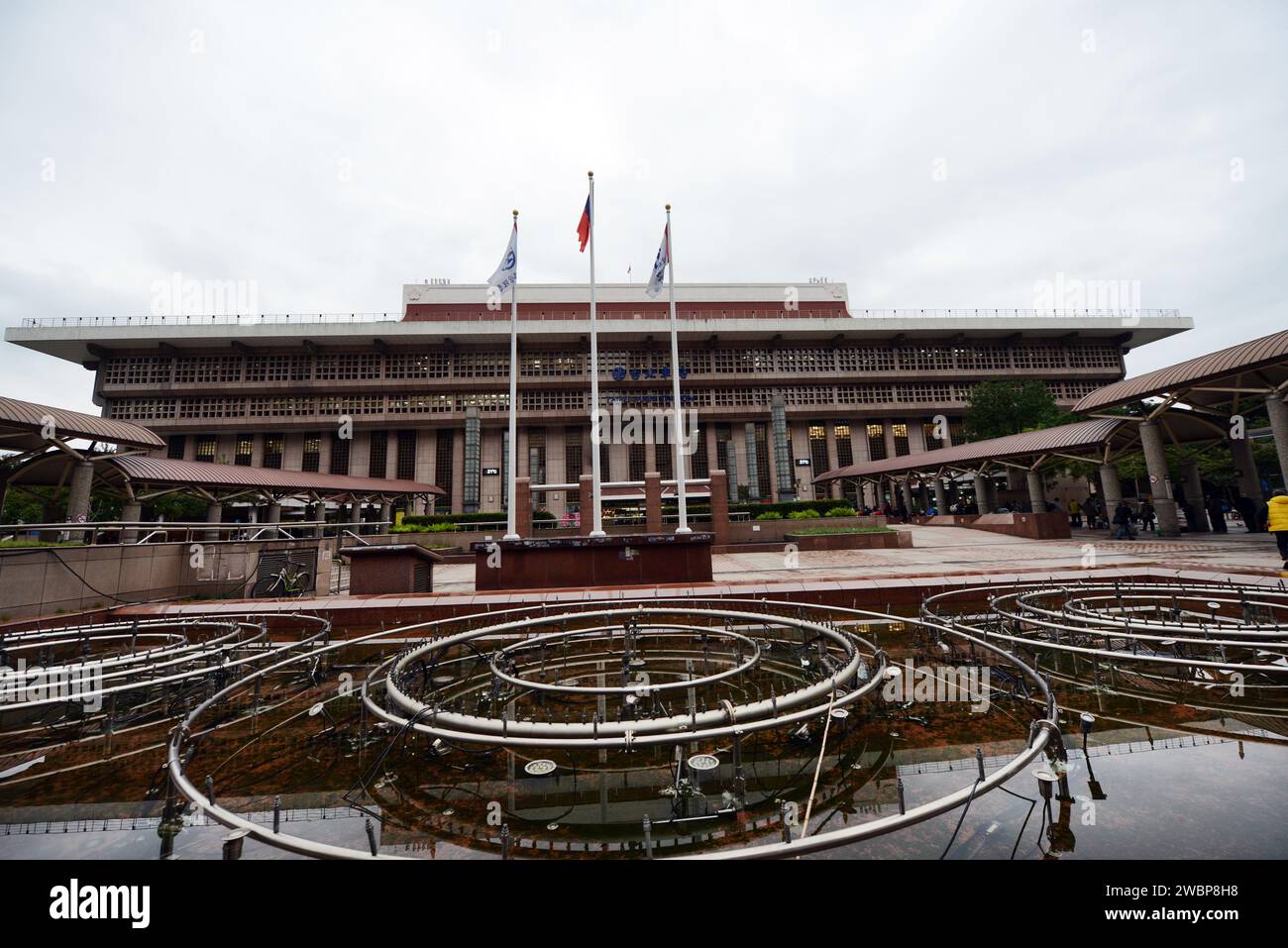 Taipei Main station Beiping W Rd in Taipei, Taiwan Stock Photo - Alamy