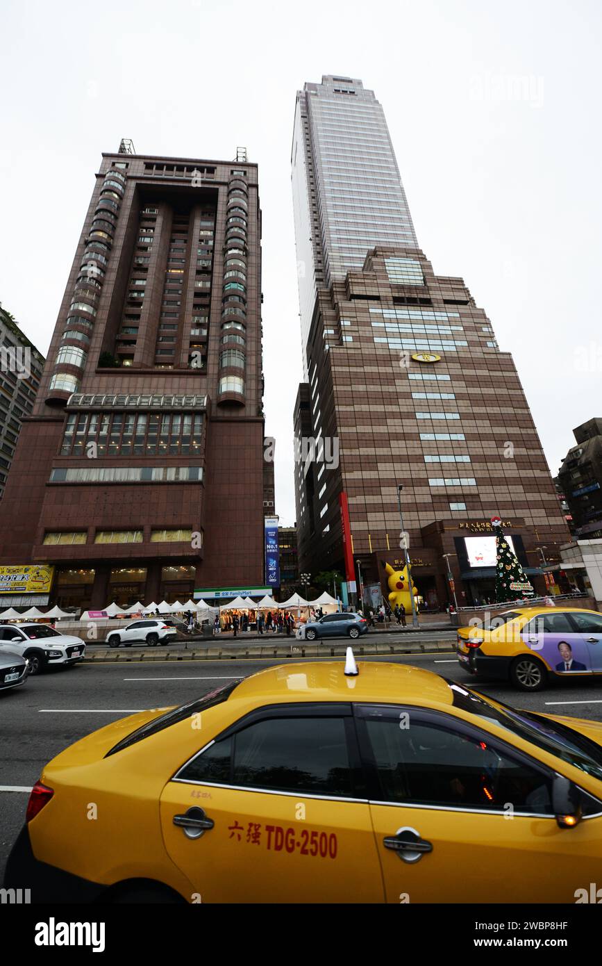 Shin Kong Life Tower opposite the Taipei Main station in Taipei, Taiwan ...