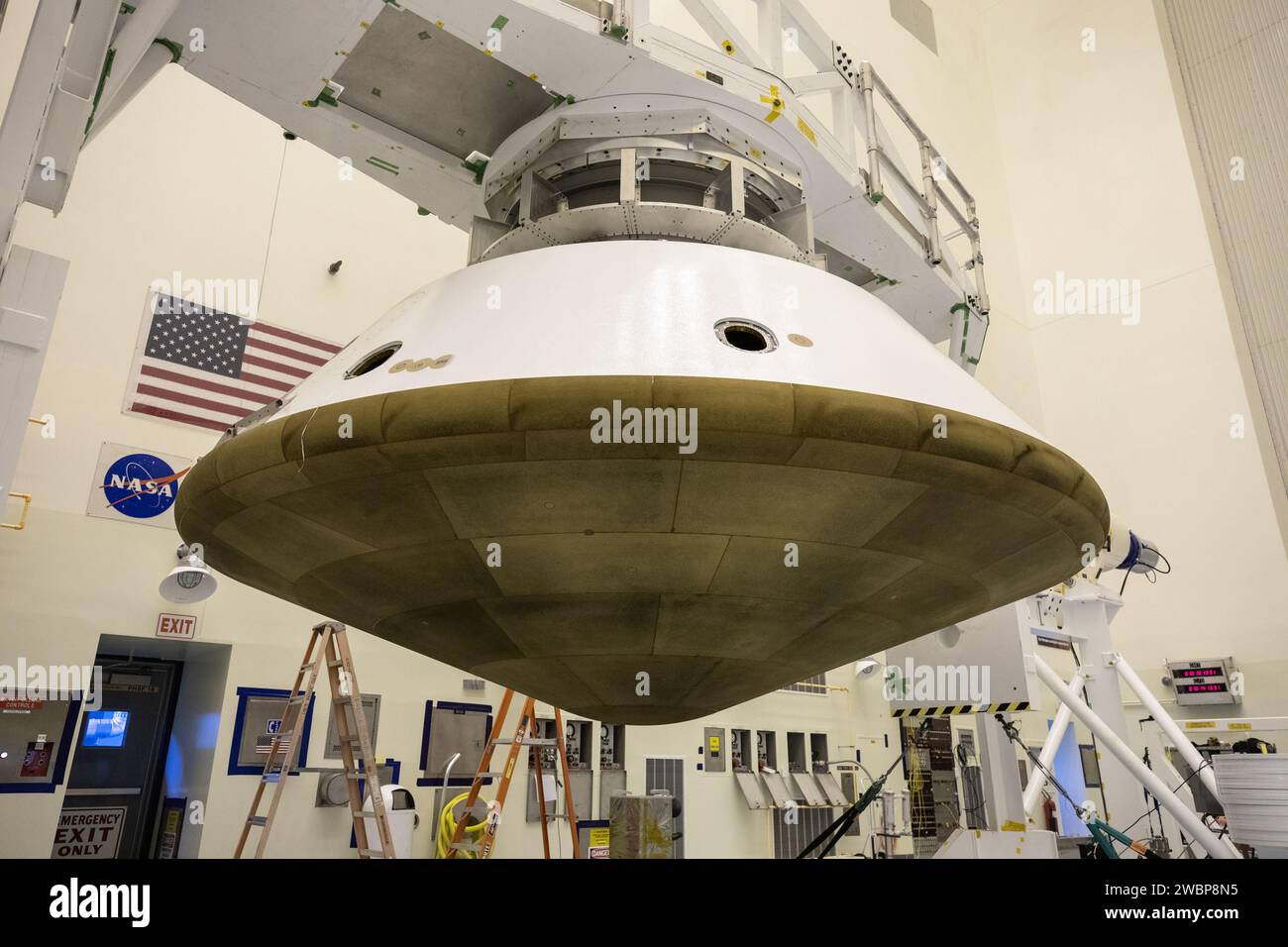 The Mars 2020 rover heat shield is mated to the back shell in the ...