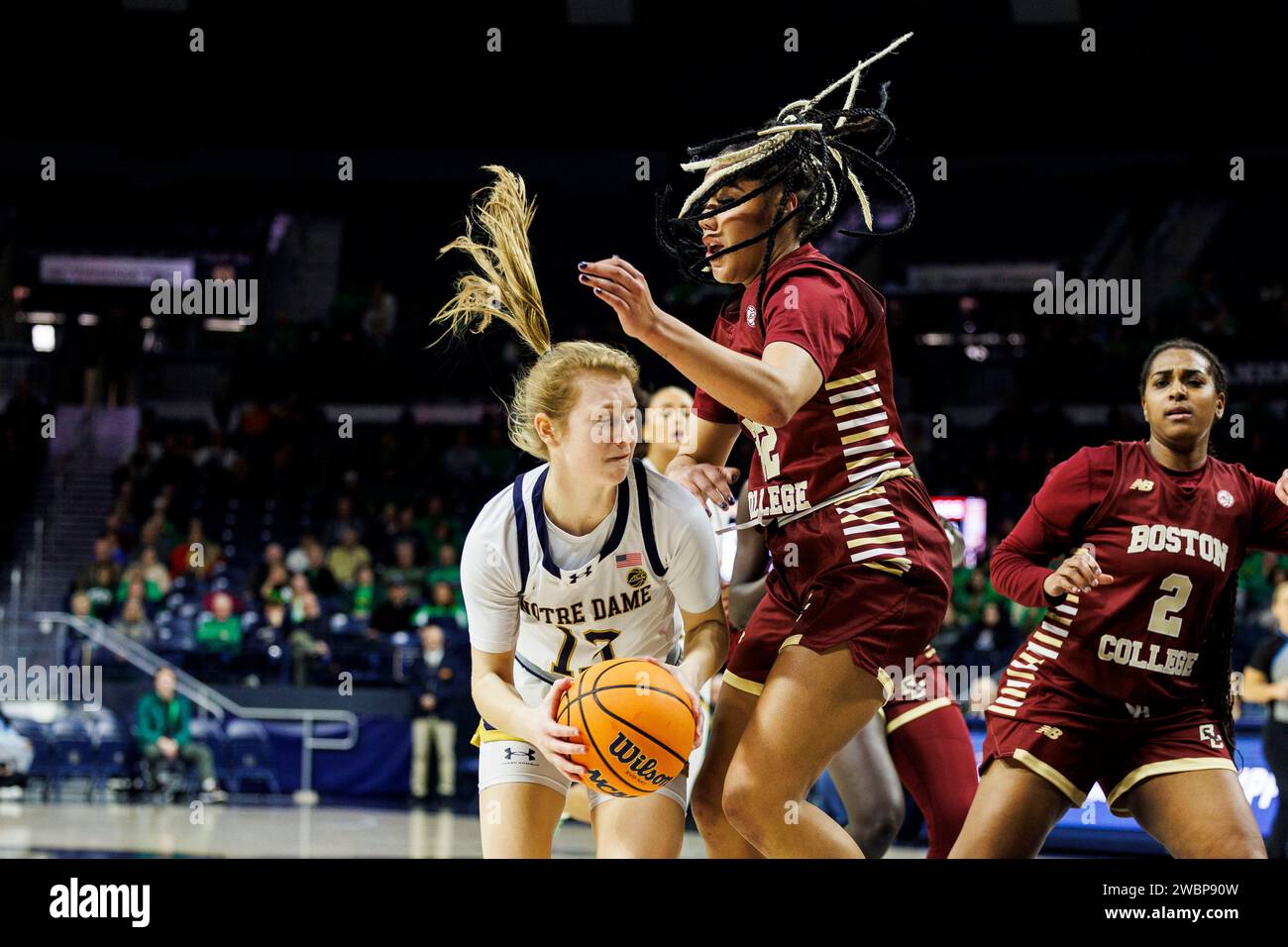 South Bend, Indiana, USA. 11th Jan, 2024. Notre Dame guard Anna DeWolfe ...
