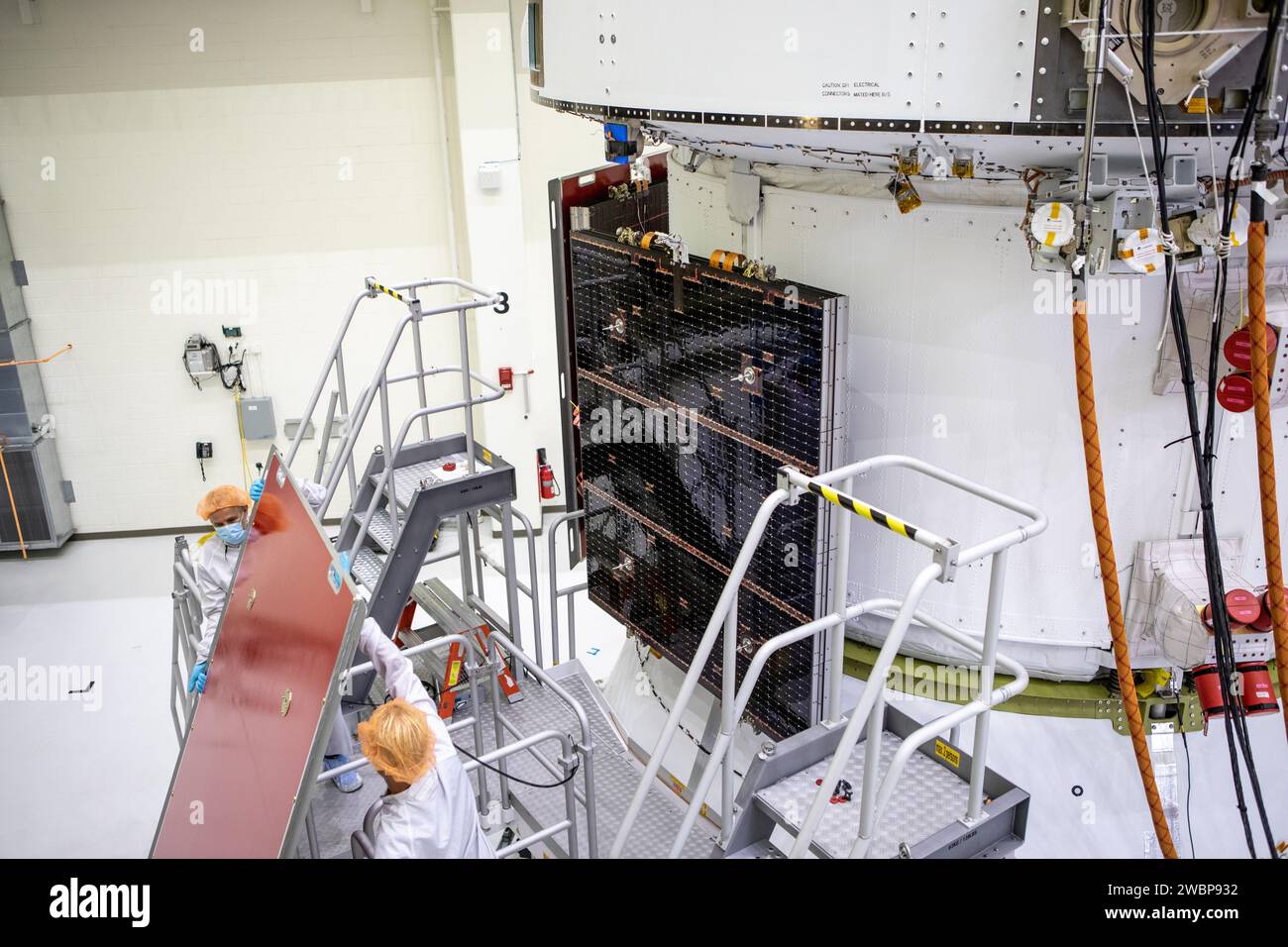 Members of the European Service Module processing team from the ...