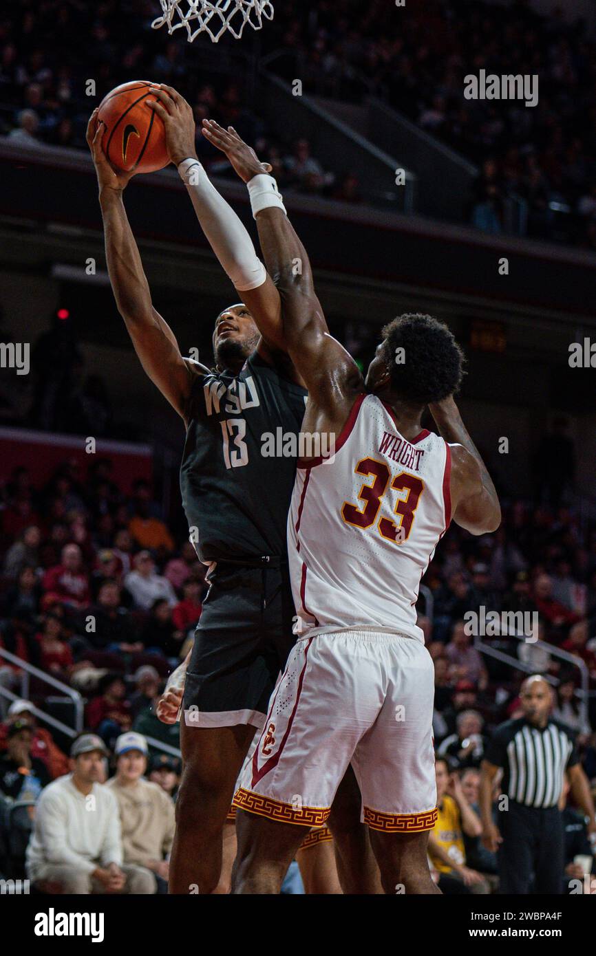 Washington State Cougars forward Isaac Jones (13) shoots over USC ...