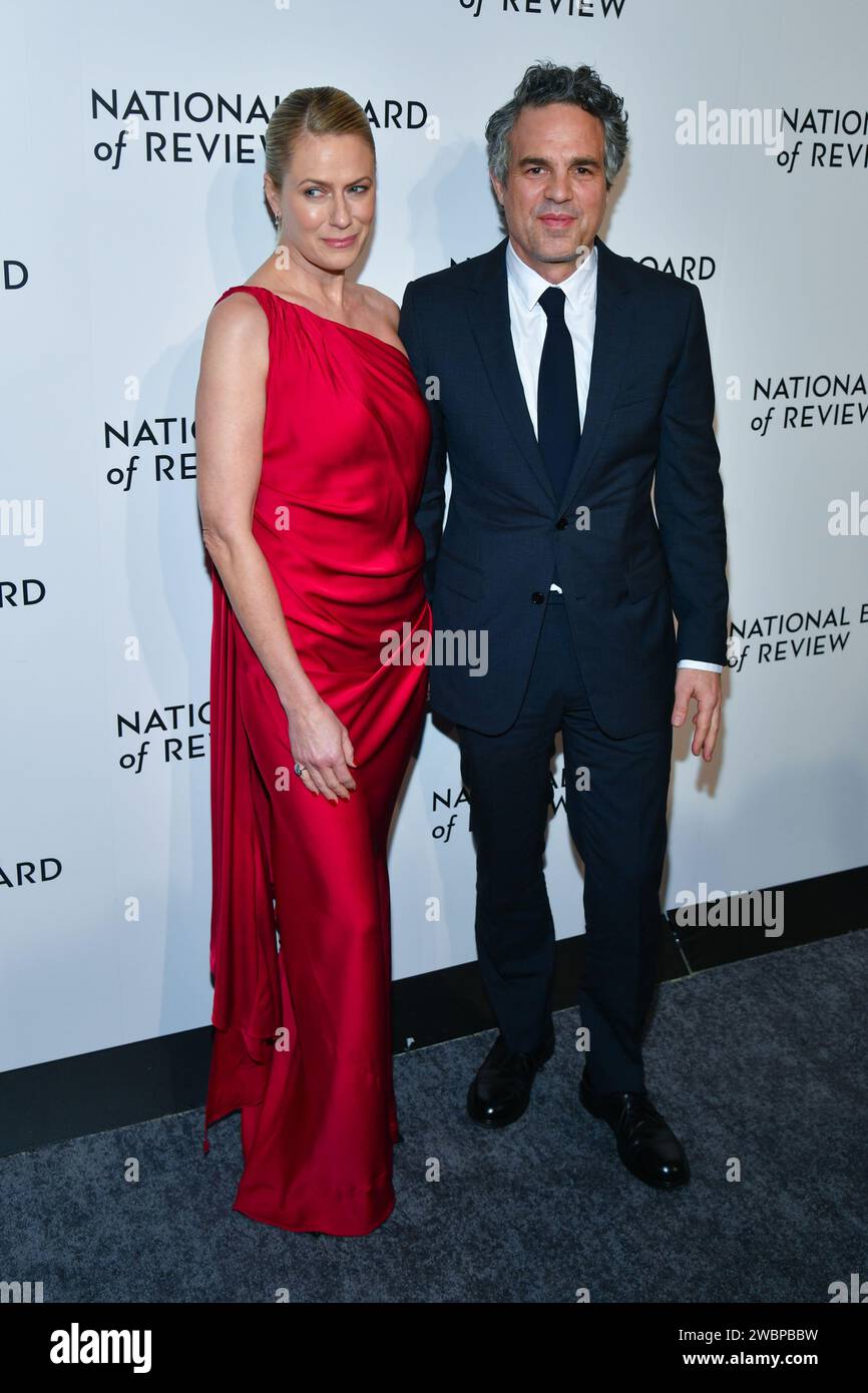 Sunrise Coigney and Mark Ruffalo Stock Photo - Alamy