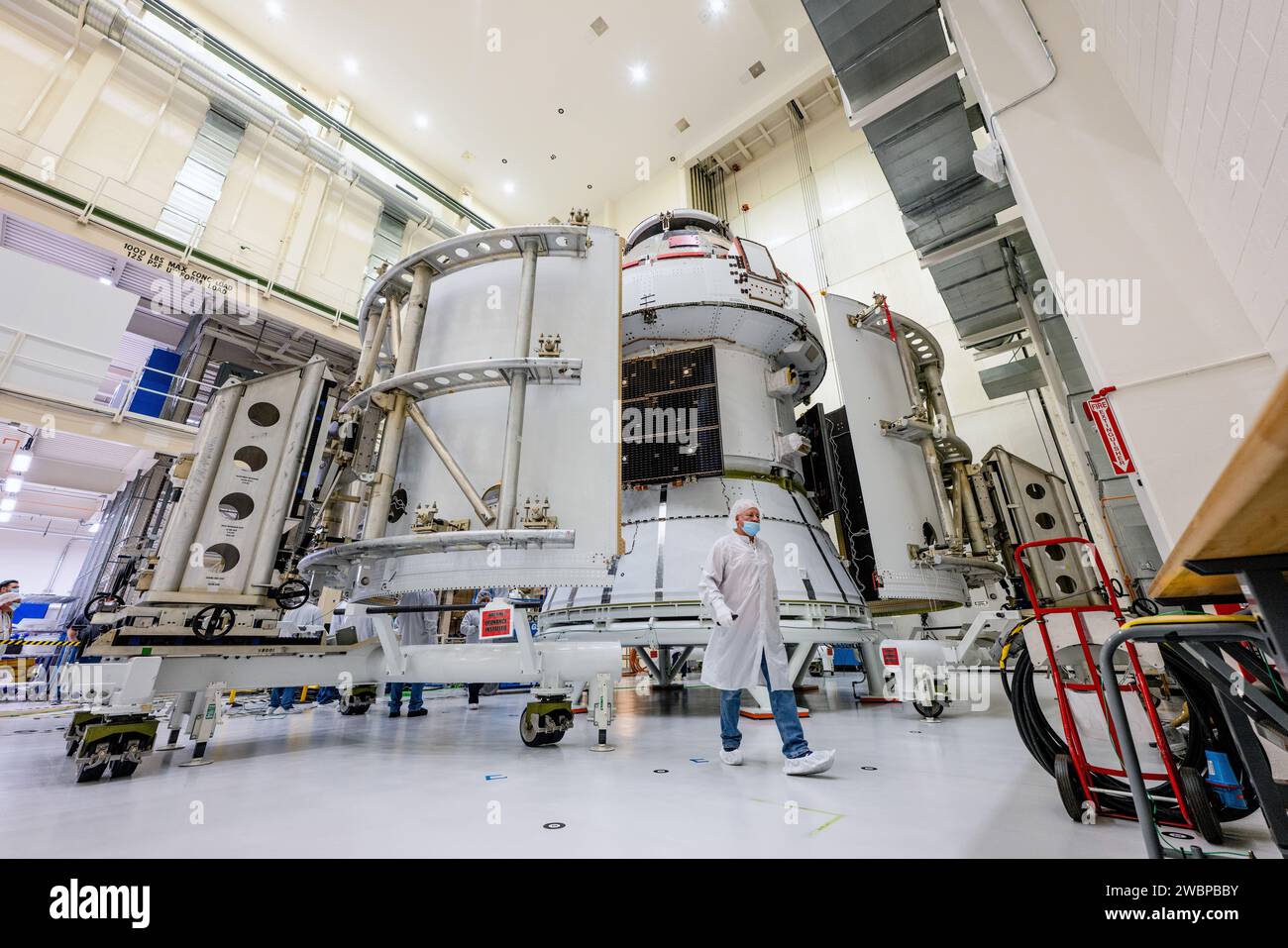 Spacecraft adapter jettison hi-res stock photography and images - Alamy