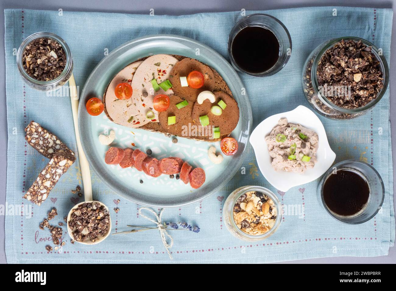 PRODUCTION - 06 January 2024, Saxony, Dresden: A slice of bread topped ...