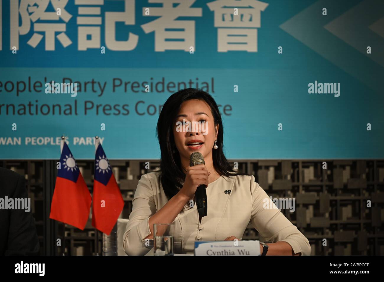 Taipeh, Taiwan. 12th Jan, 2024. Cynthia Wu, vice presidential candidate ...