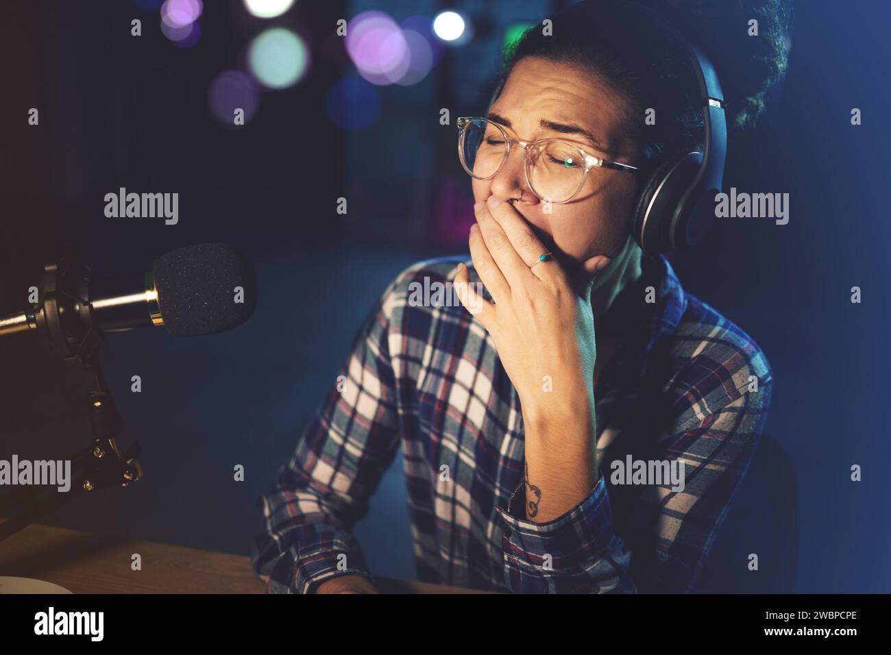 Radio shift hi-res stock photography and images - Alamy