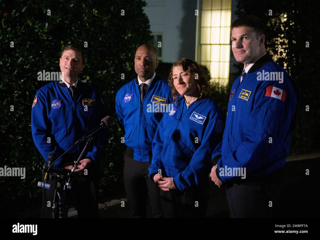 Artemis II crew members: NASA astronauts Reid Wiseman, left, Victor ...