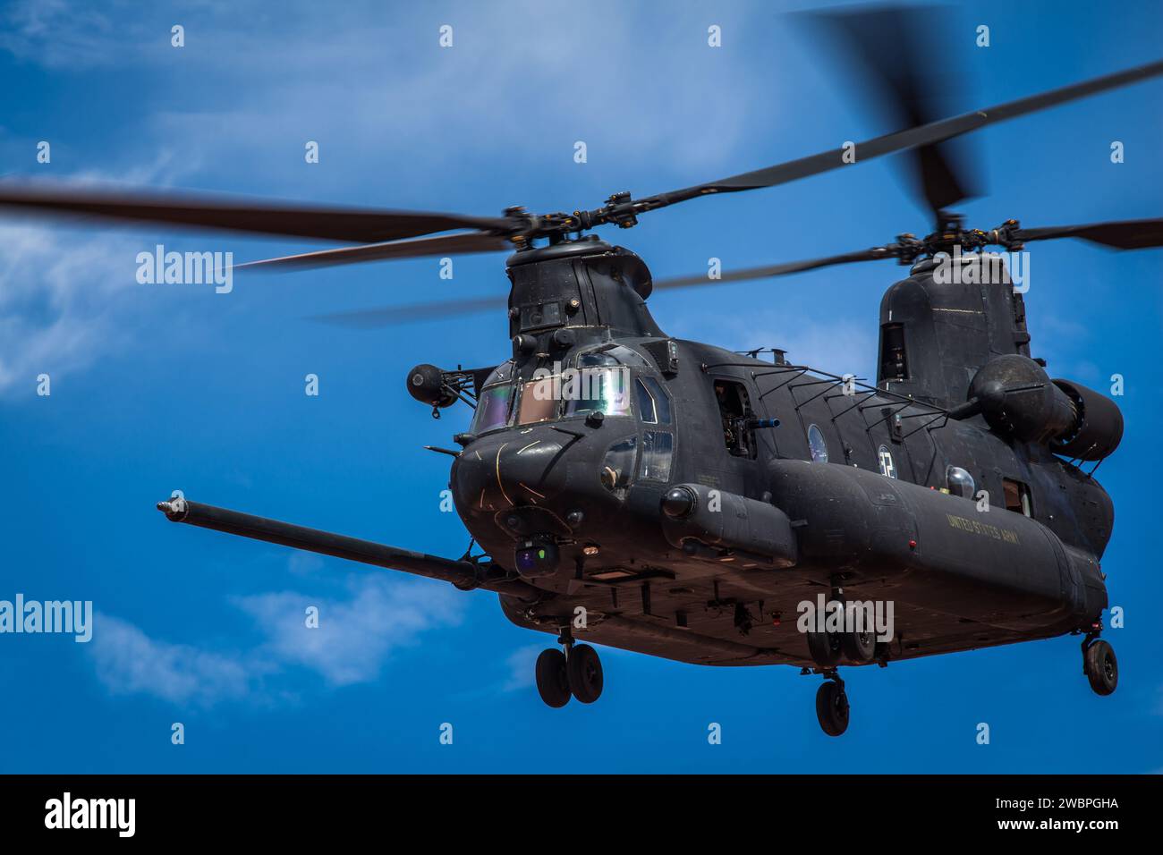 MH-47 in flight Stock Photo - Alamy