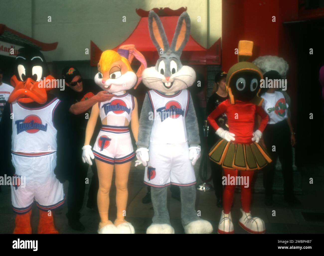 Los Angeles, California, USA 10th November 1996 Cartoon Characters at ...