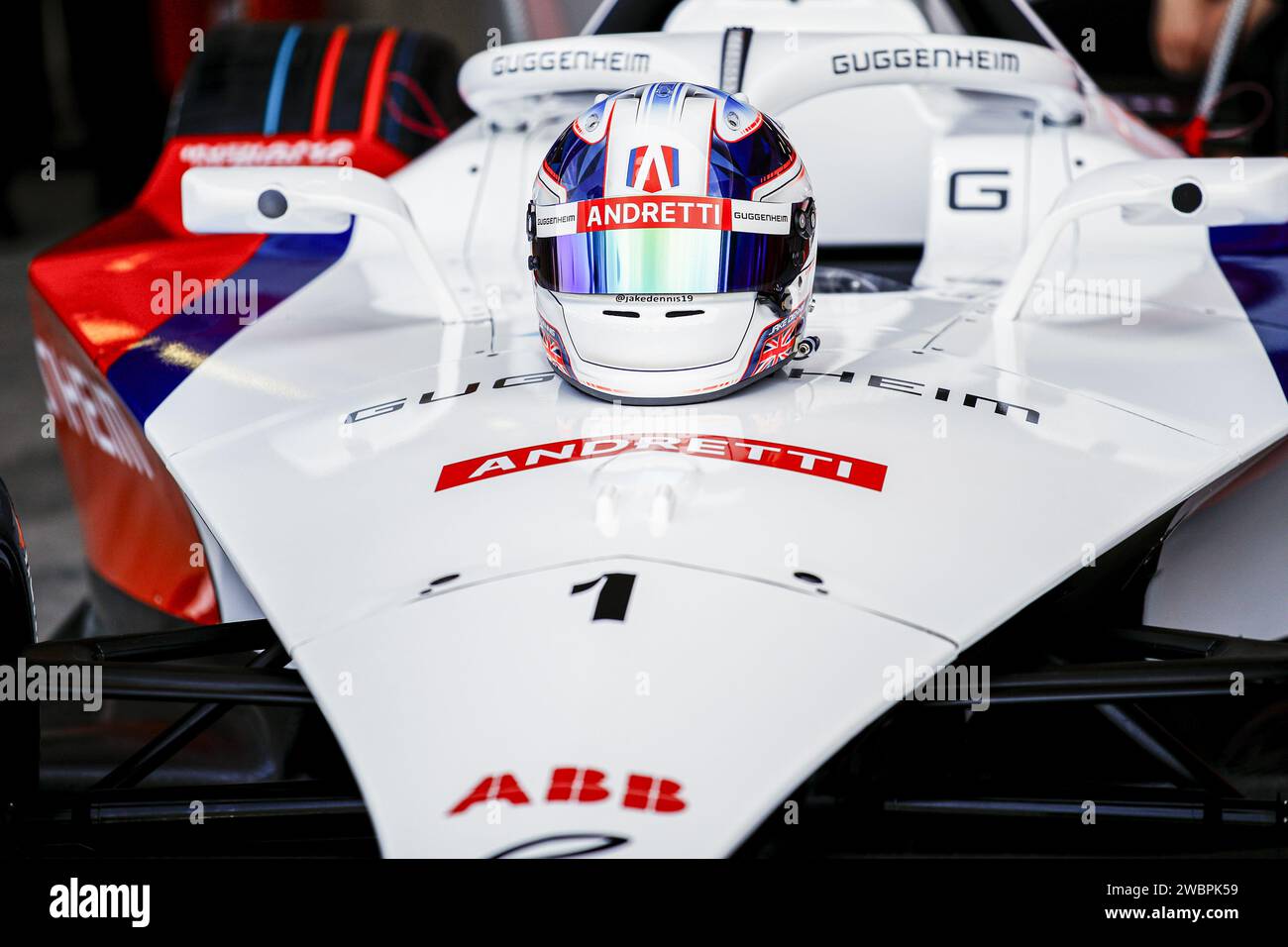 01 DENNIS Jake (gbr), Andretti Global, Porsche 99X Electric, helmet ...