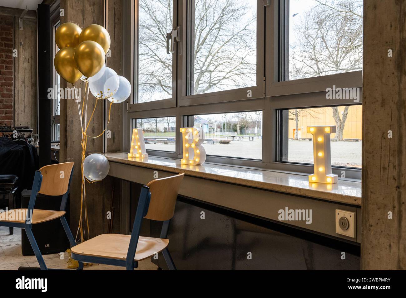 German Abitur Graduation party room decoration with Balloons and Award ...