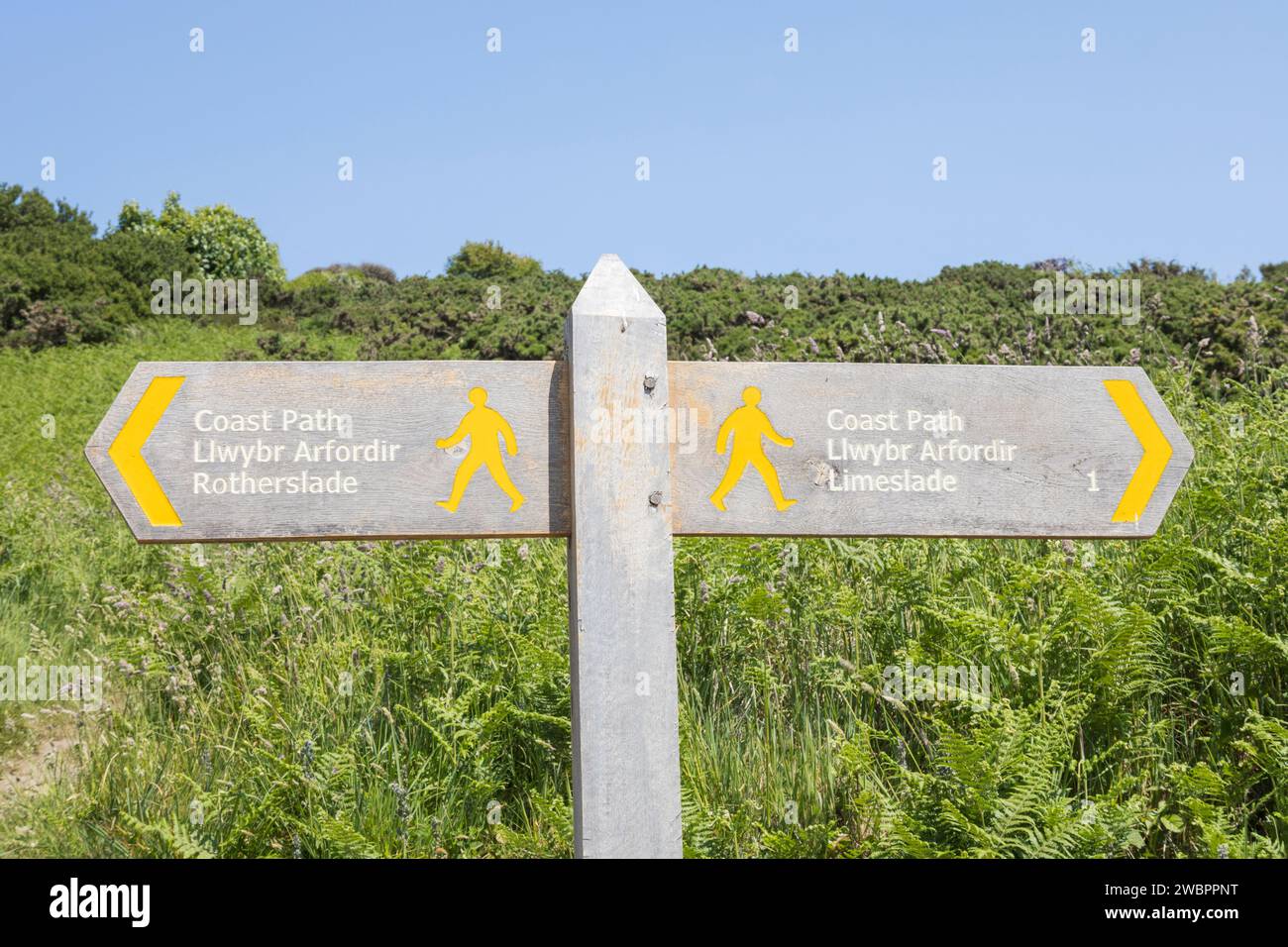 Coast Path Sign, between Rotherslade Bay and Limeslade Bay, Gower ...