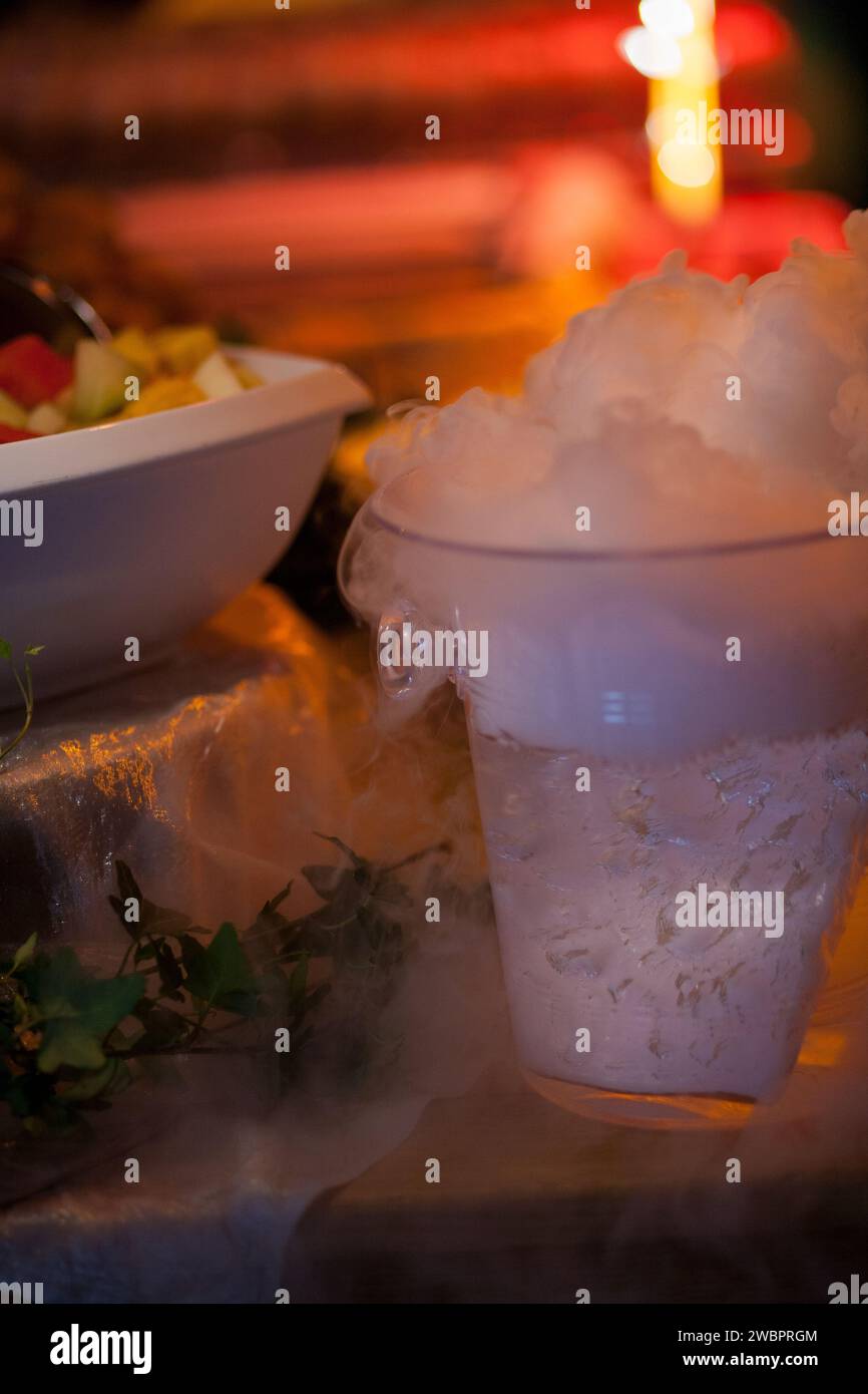Chilled punch bowl hi-res stock photography and images - Alamy