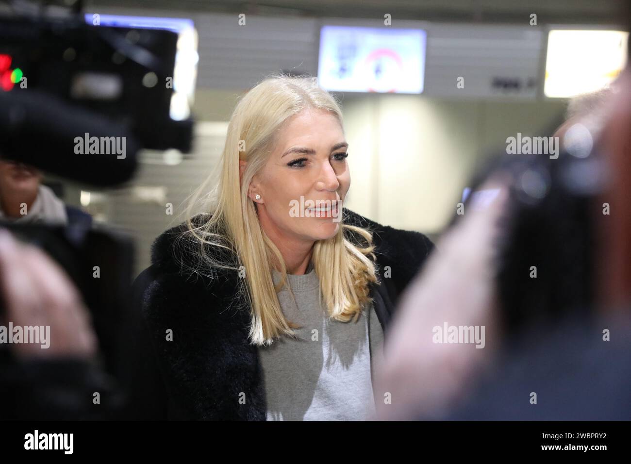 Sarah Kern bei der Abreise der Dschungelcamp-Kandidaten der RTL Reality ...