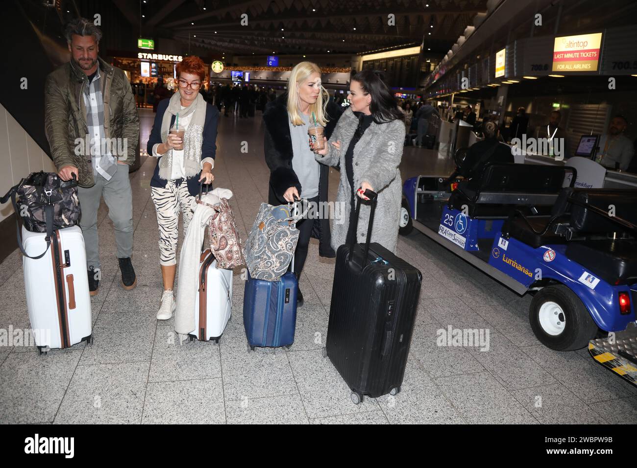 Tobias Pankow, Eva Sieve, Sarah Kern und Alexandra Philipps bei der ... Tobias Pankow, Eva Sieve, Sarah Kern und Alexandra Philipps bei der ...