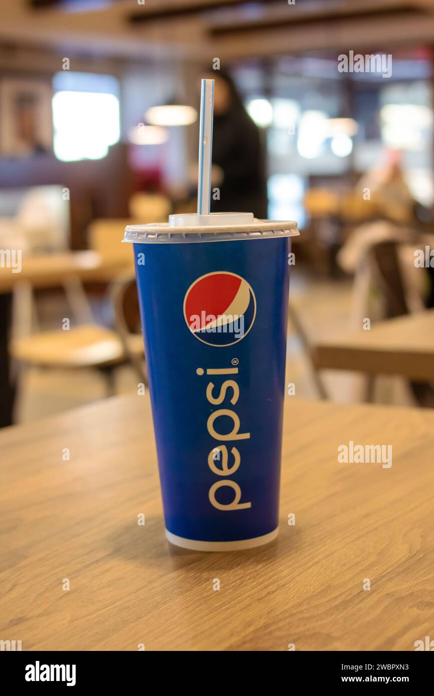 Pepsi meal hi-res stock photography and images - Alamy