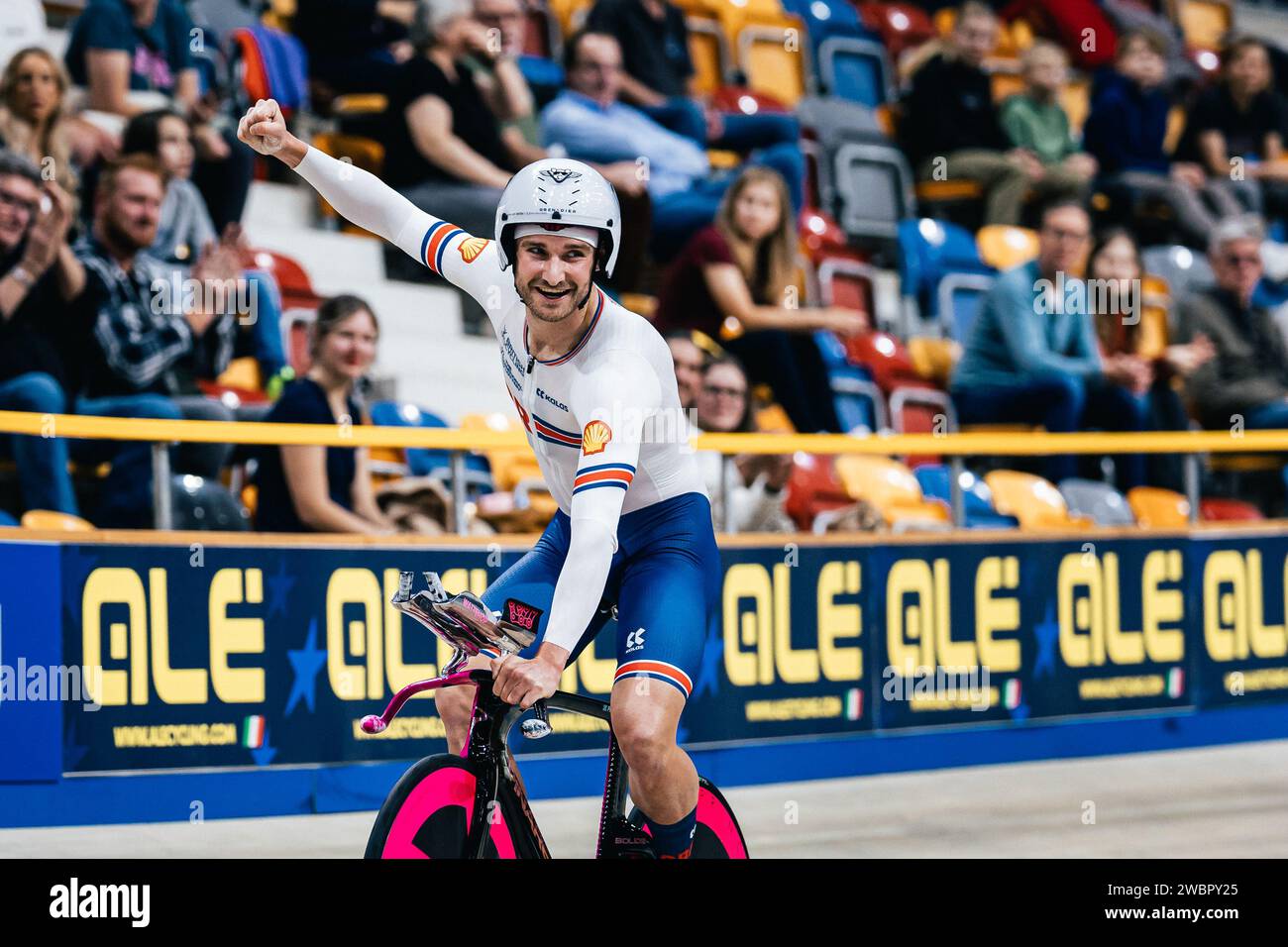 Apeldoorn, Netherlands. 11th Jan, 2024. Picture by Alex Whitehead/SWpix ...