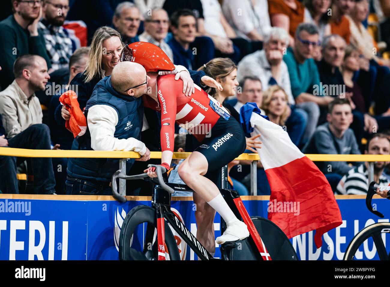 Apeldoorn, Netherlands. 11th Jan, 2024. Picture by Alex Whitehead/SWpix ...