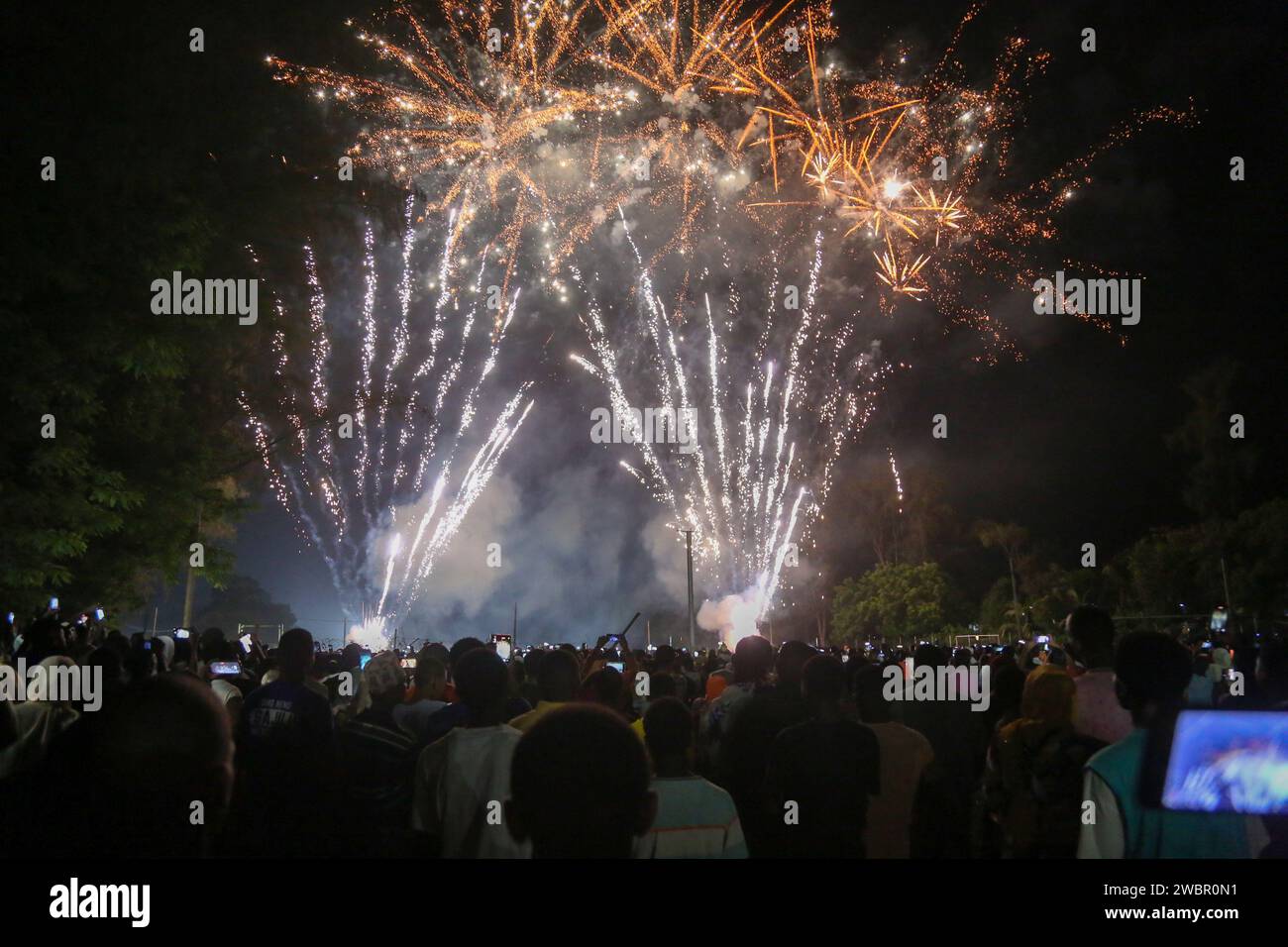 2024 fireworks hi-res stock photography and images - Alamy