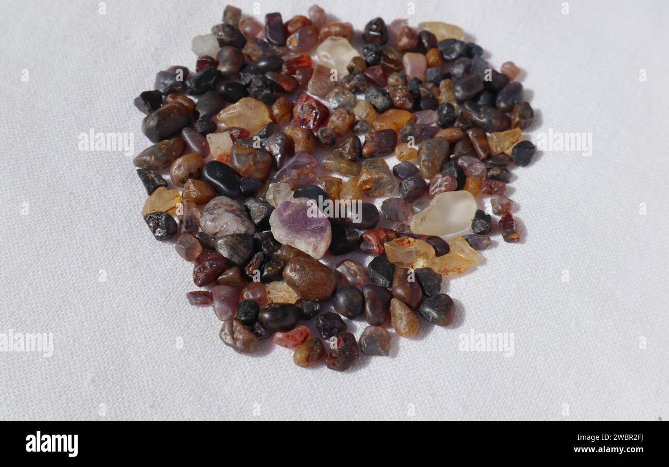 Smaller raw gemstone hi-res stock photography and images - Alamy